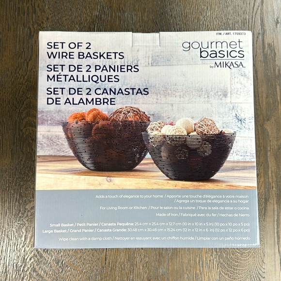 Mikasa | Accents | Nwt Mikasa Gourmet Basics 2piece Modern Metal ...